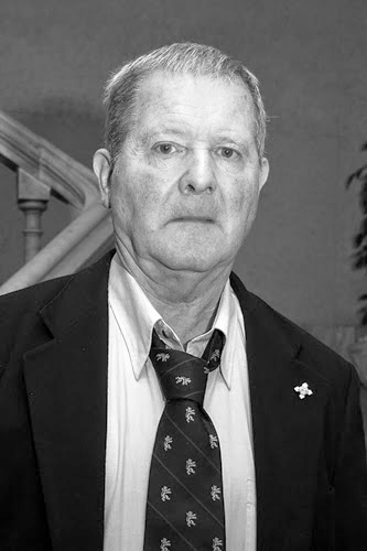 «Franco murió el 19-N, yo lo embalsamé esa noche. Hay secretos que me ...